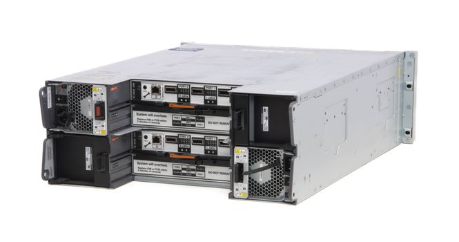 ORACLE Storage DE2-24C Enclosure | Servershop24.de