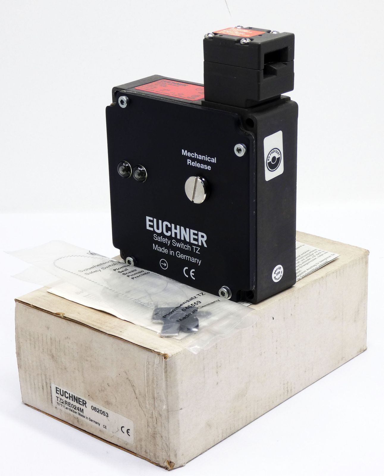 Euchner TZ2RE024M 082053 Sicherheitsschalter Safety Switch -unused/OVP- | Maaslos-Guenstig.de