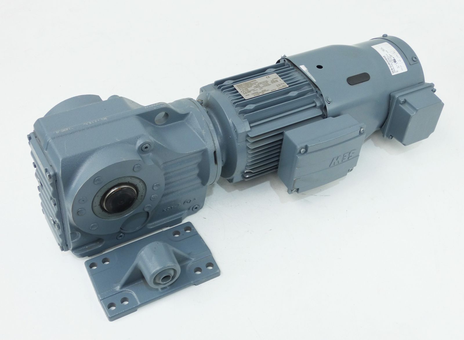 SEW KA67/T DRE90L4BE2/TF/V Getriebemotor 1,5kW 1430rpm i=90,04 -unused ...