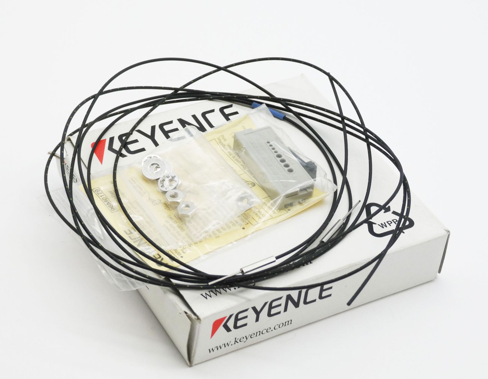 Keyence FU-32 Fiber Optics Sesnor Faseroptik Sensor -unused/OVP ...