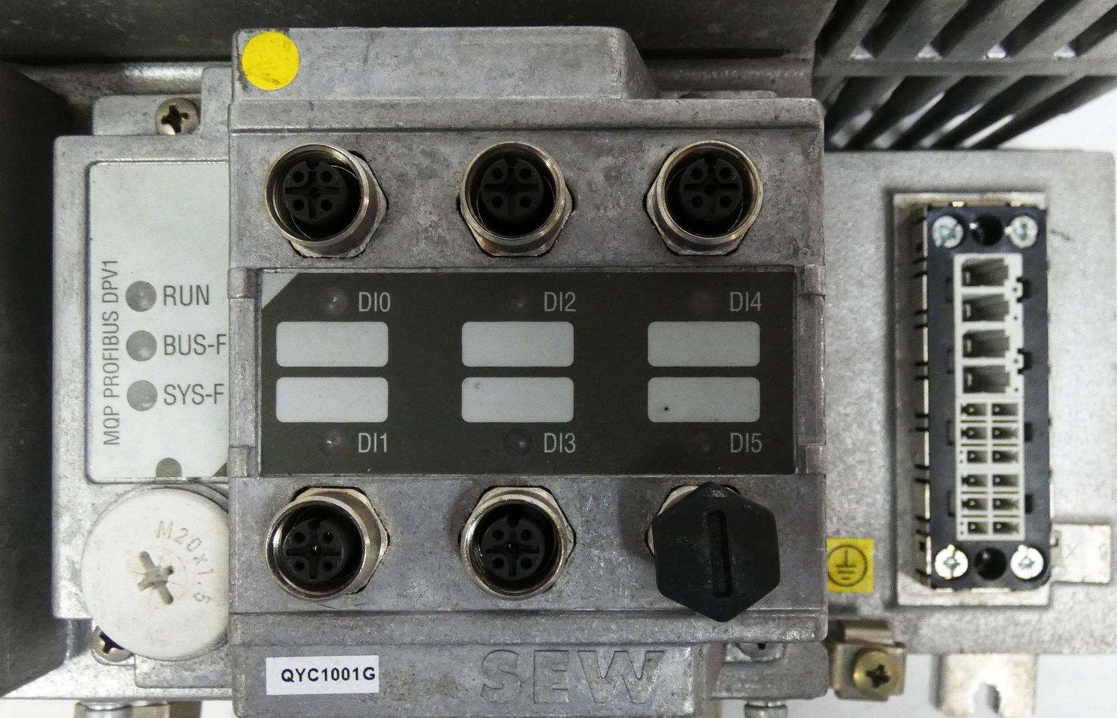 SEW Movimot MQP32D/QYC/MM30C-503-00/Z28F 1/AF2 Feldverteiler Profibus ...