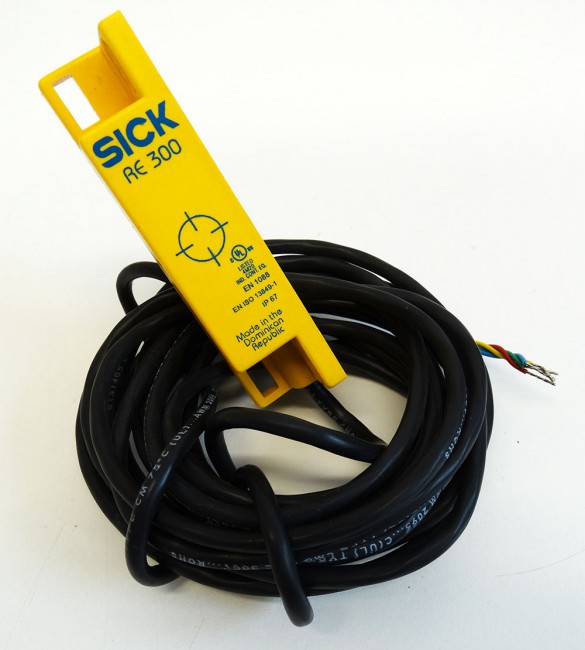 Sick RE 300 RE300-DA03P 6025080 Safety Switch -used- | Maaslos-Guenstig.de