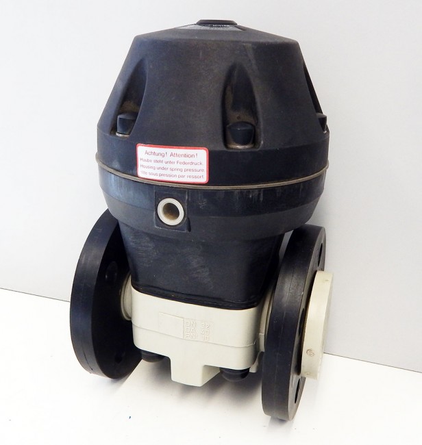 GEMÜ Typ 690 DN32DA40PN10 3- 6 Bar pneum. Membranventil EPDM Flansch ...