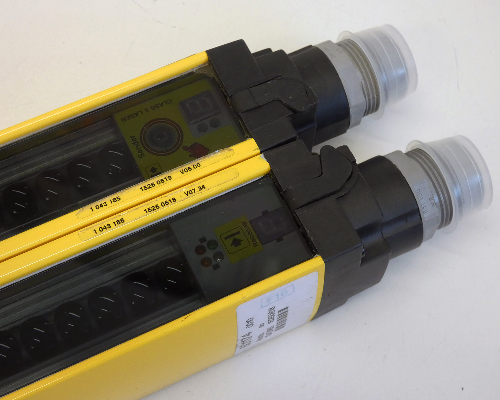 Sick C4000 fusion C40S-0902FY010 1043185 + C40E-0902FY010 1043186 -unused-