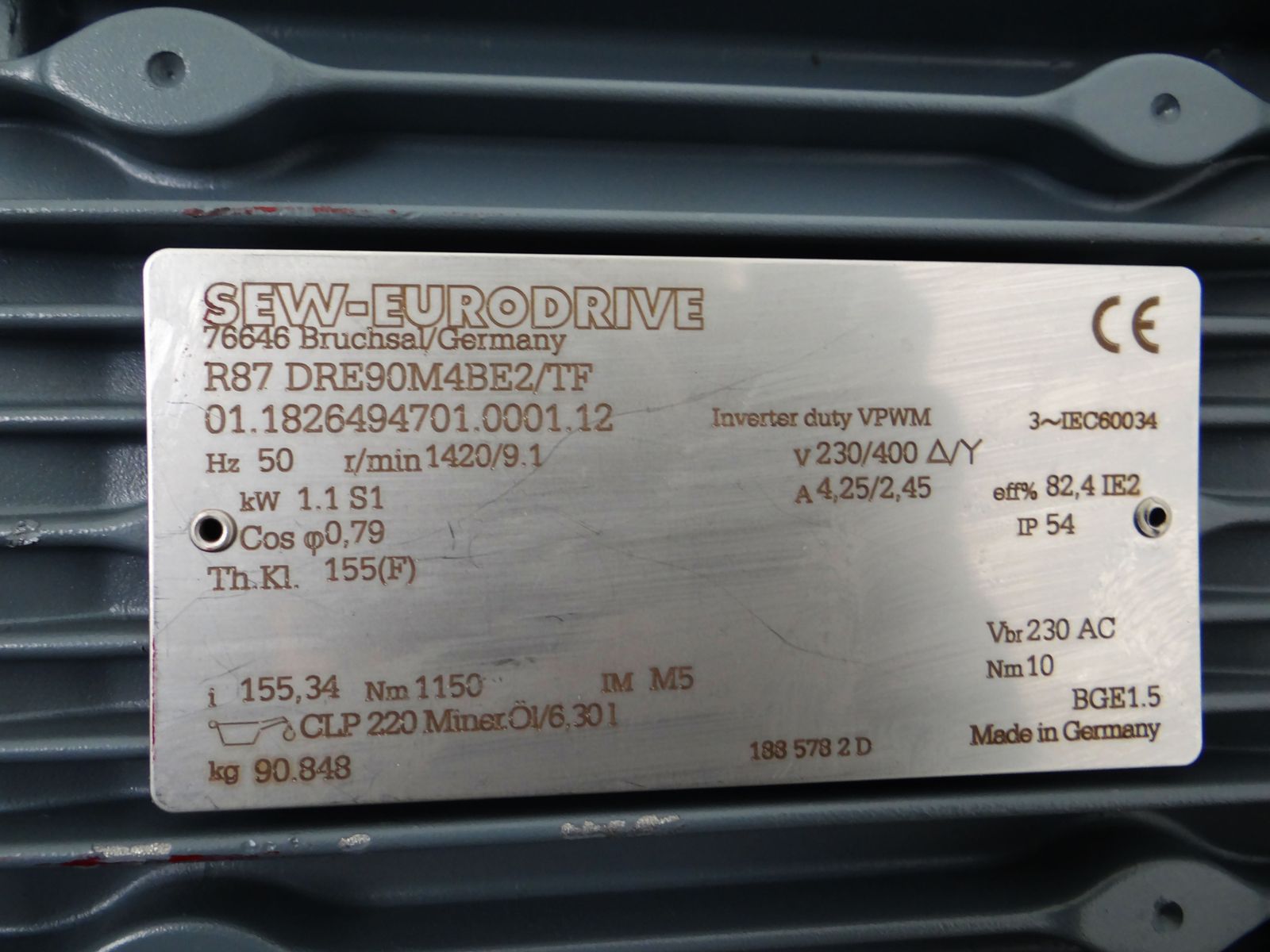SEW EURODRIVE R87 DRE90M4BE2/TF 3-Ph.-Motor 1,1kW -unused-