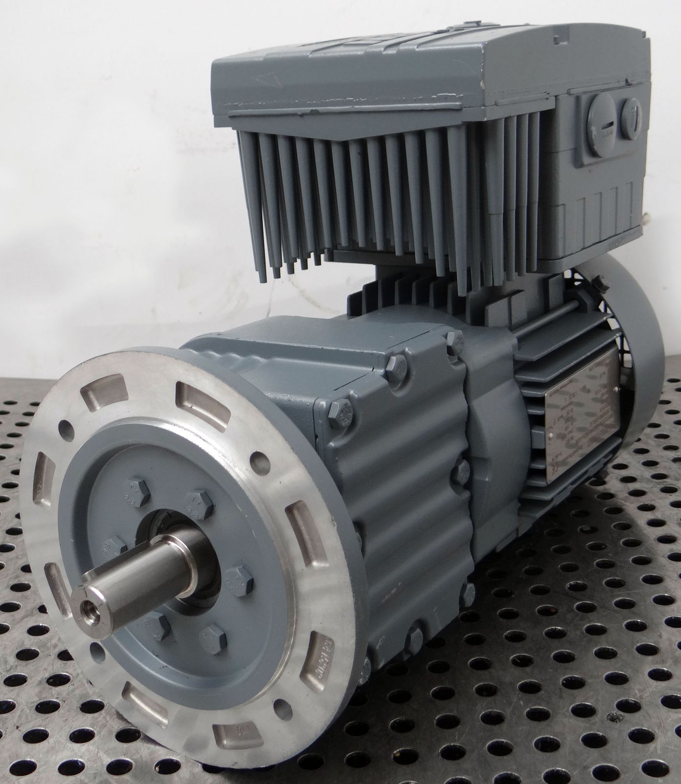 SEW RF17 DT71D4/MM05/BW1/RC1A/AZSK RF17DT71D4/BMG/MM05/BW1/RC1A/AZSK ...