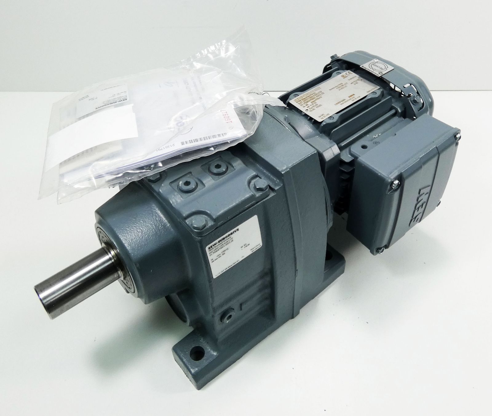 SEW R47 DRS71S4/ASE1/TF 0,37kW i=139,99 Getriebemotor -unused ...