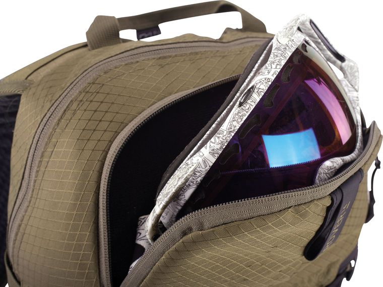 Nitro Rucksack Rover 14 Leaf Bag Tasche Snowboard leicht