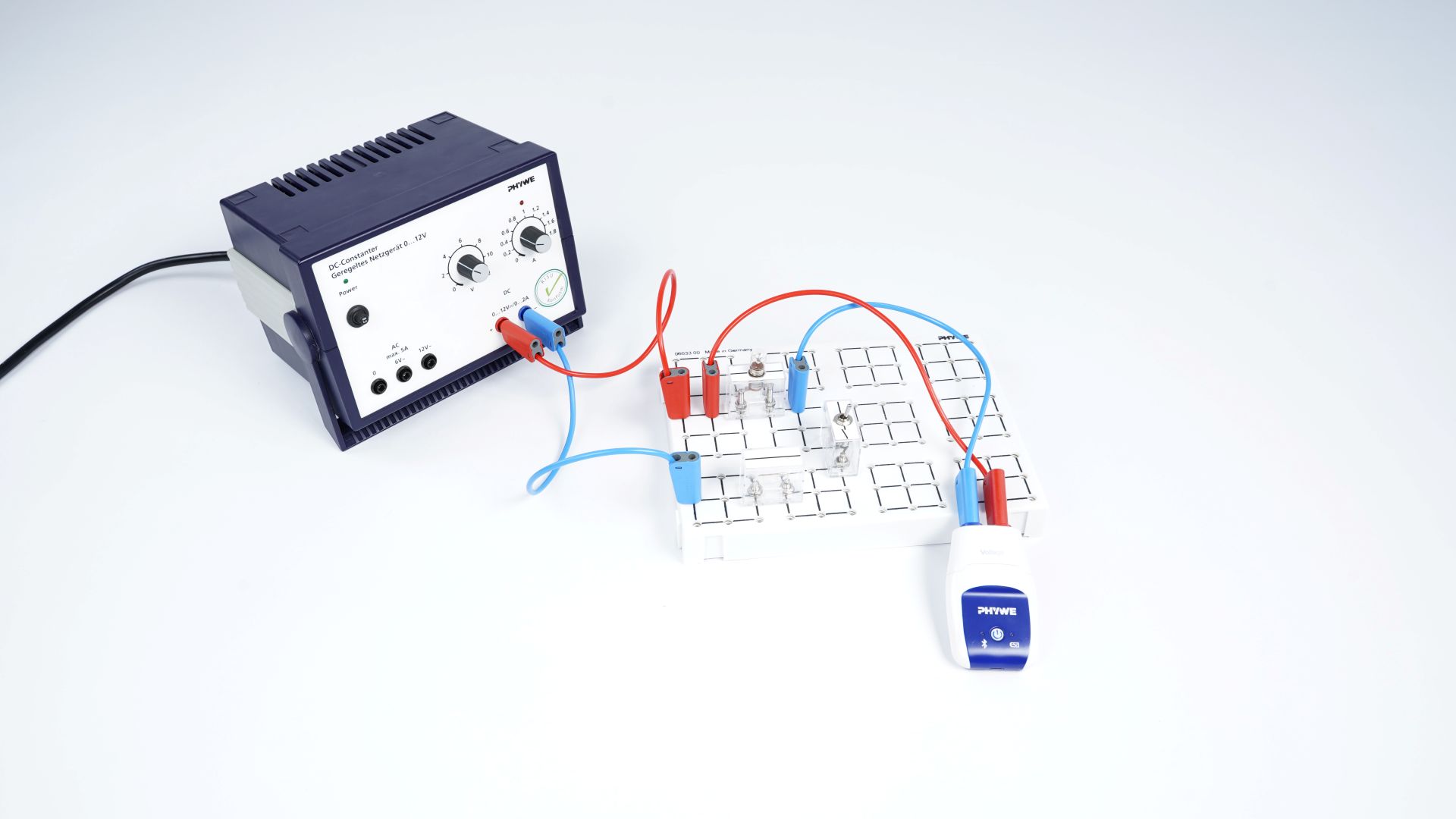Voltage measurement with Cobra SMARTsense | PHYWE