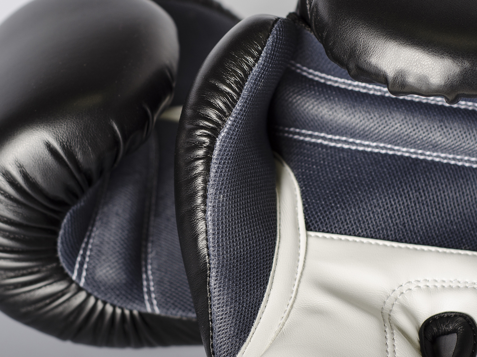 "Fit" Boxhandschuhe für das Training schwarz Boxhandschuhe ...