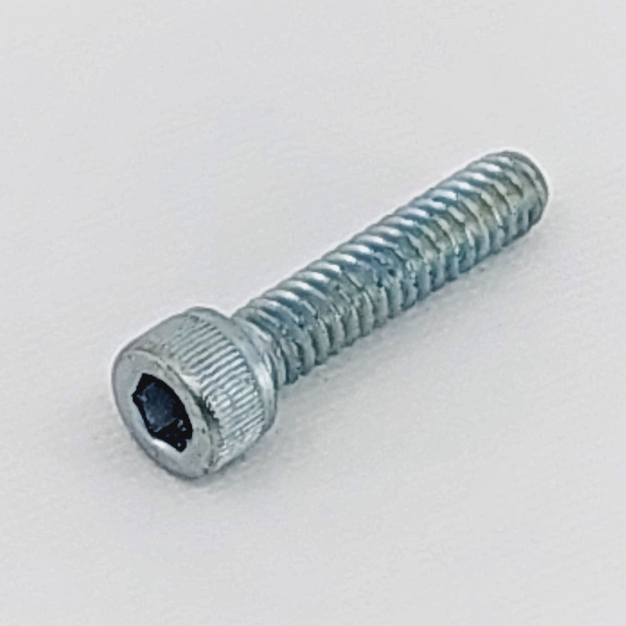 E-Z-Go Driven clutch ramp button screw | plentyShop LTS