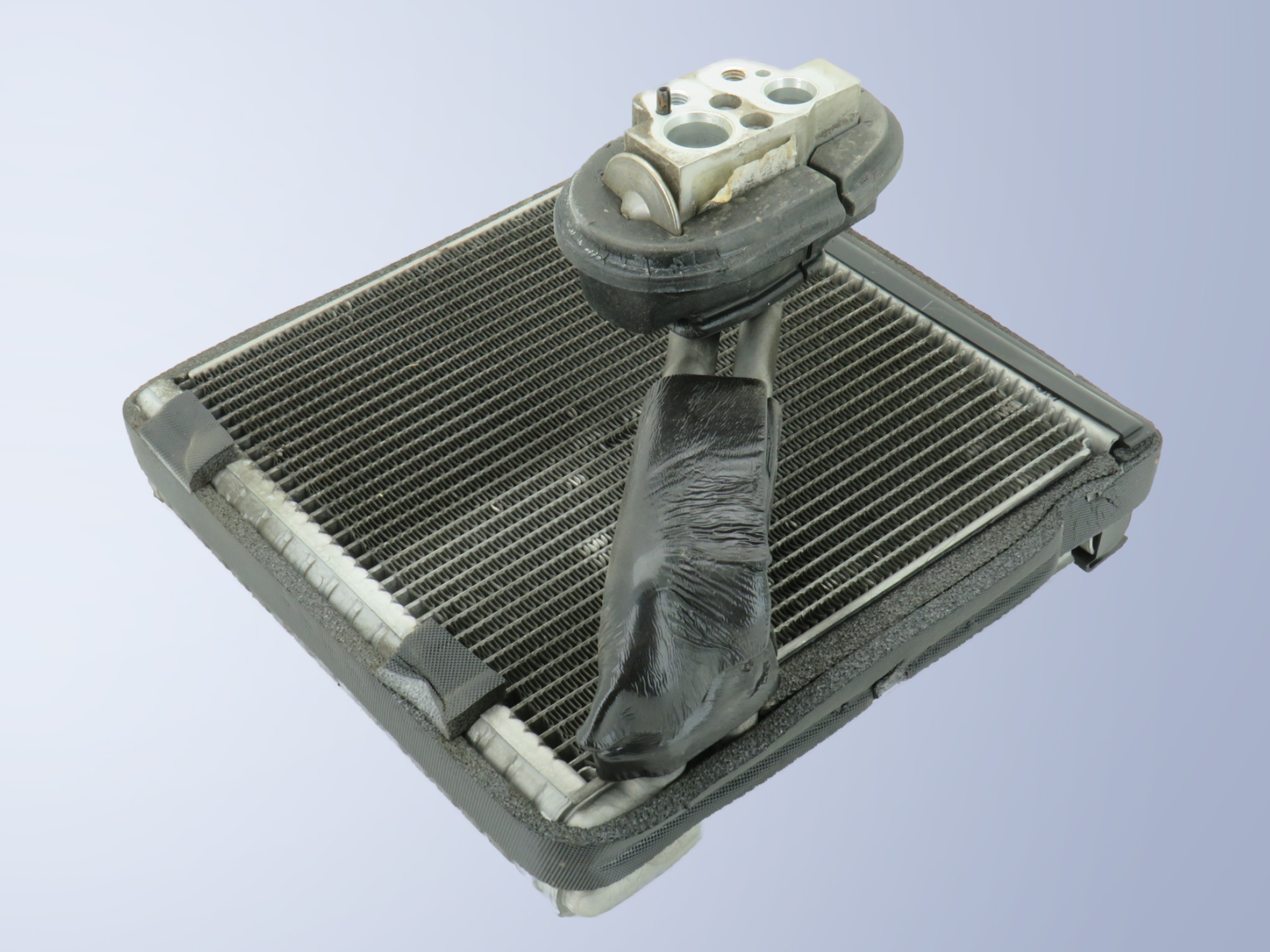 original Verdampfer mit Expansionsventil Klima 3C1820103D VW Passat B7 ...