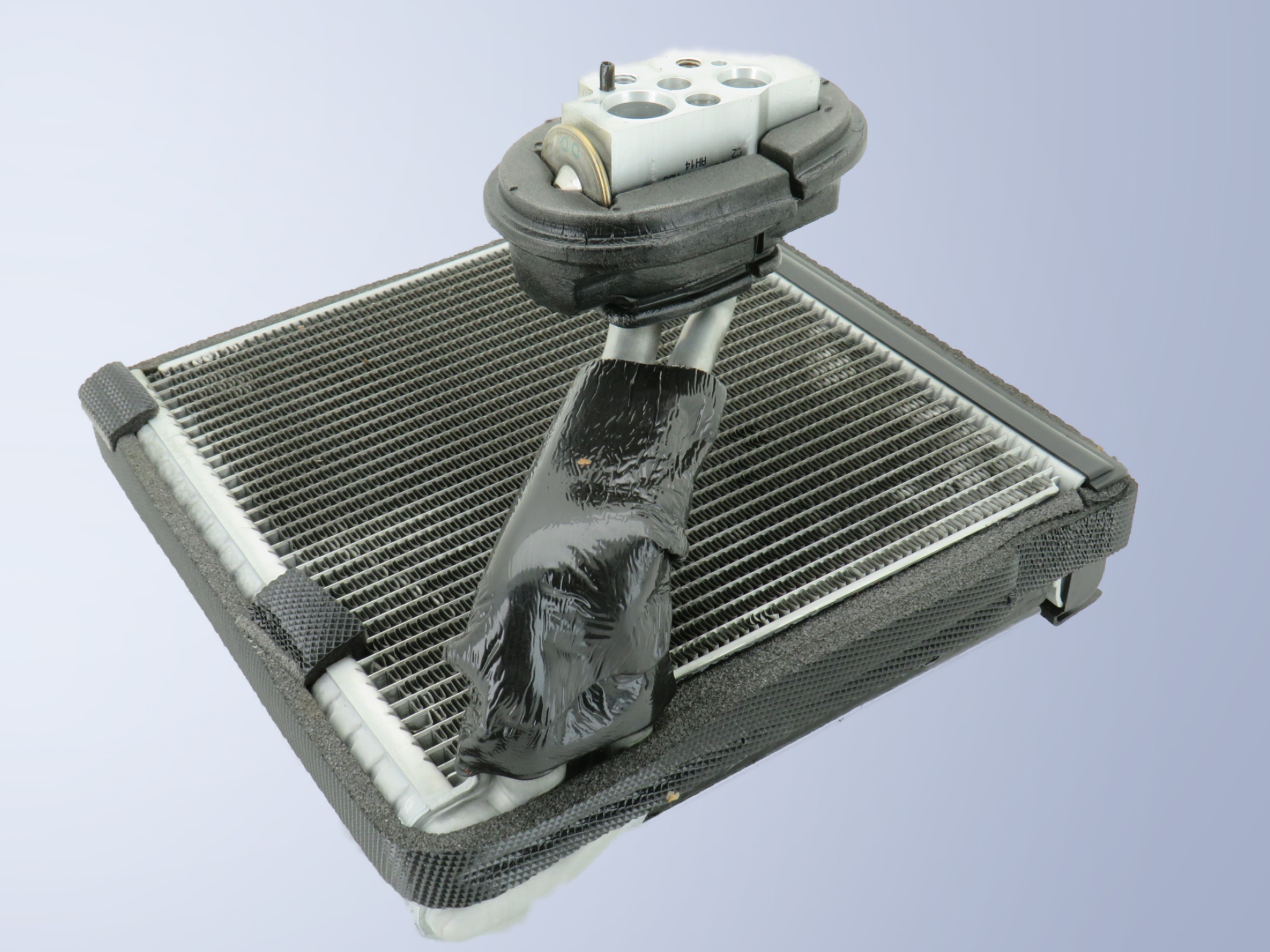 original Klimaverdampfer mit Expansionsventil Verdampfer VW Passat B7 ...