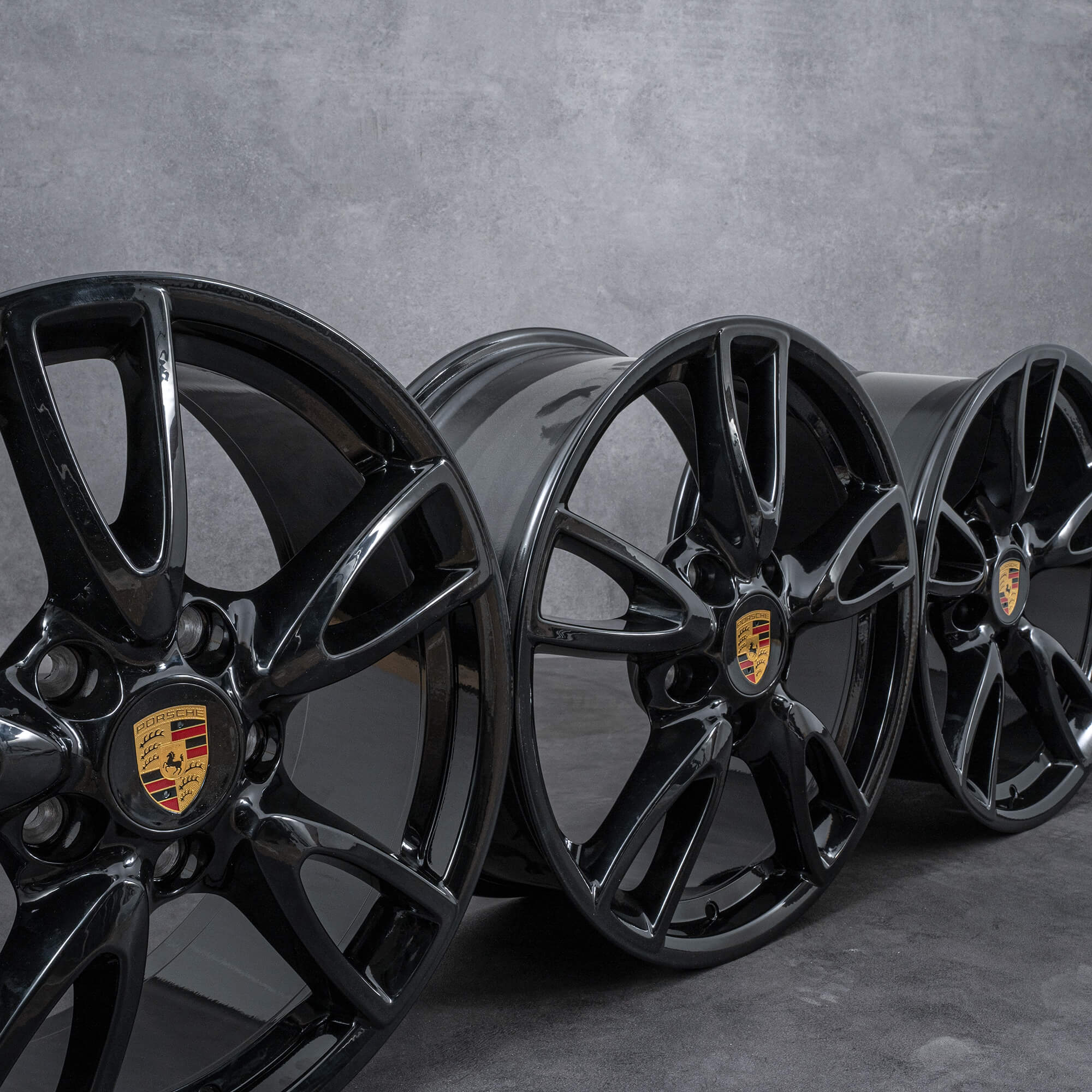 Original Porsche 18 inch 911 997 Carrera 4 C4 4S rims 99736213701 8J 11J