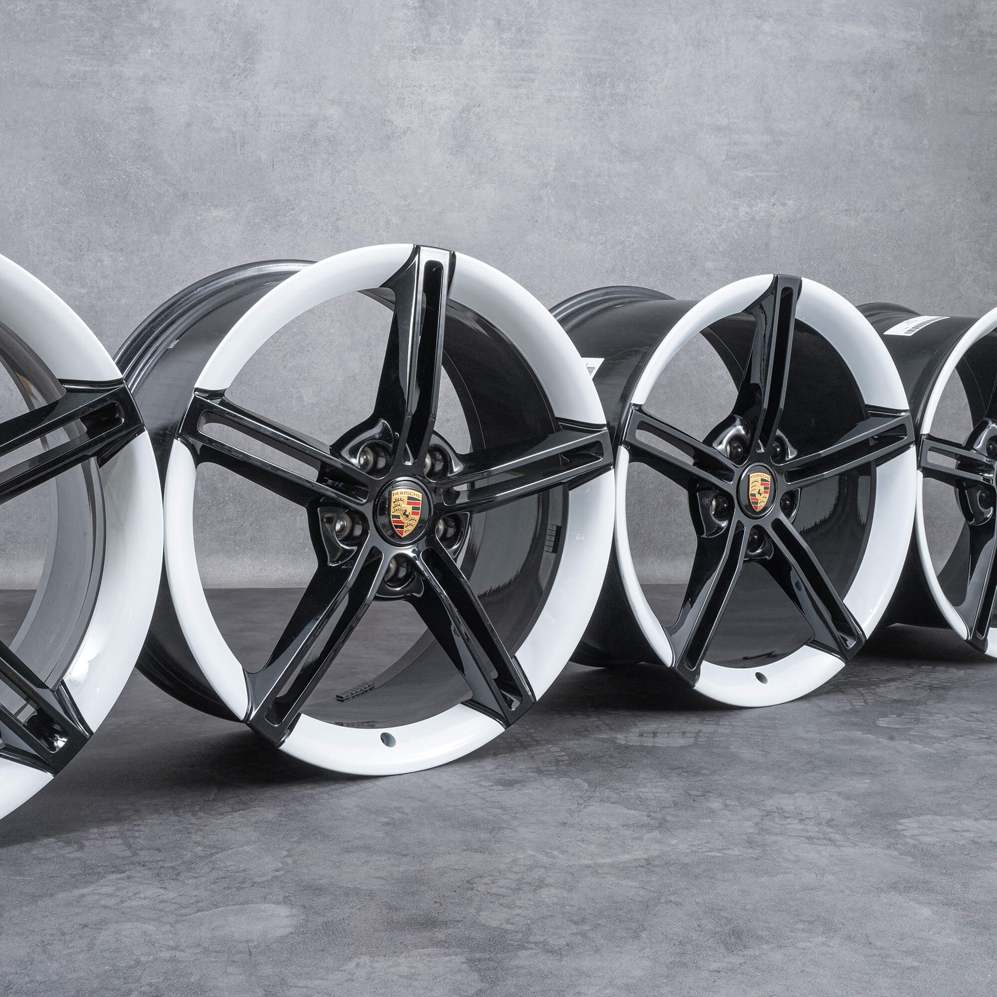 Original Porsche Taycan rims 21 inch 9J1601025AA 9J1601025AB Mission E