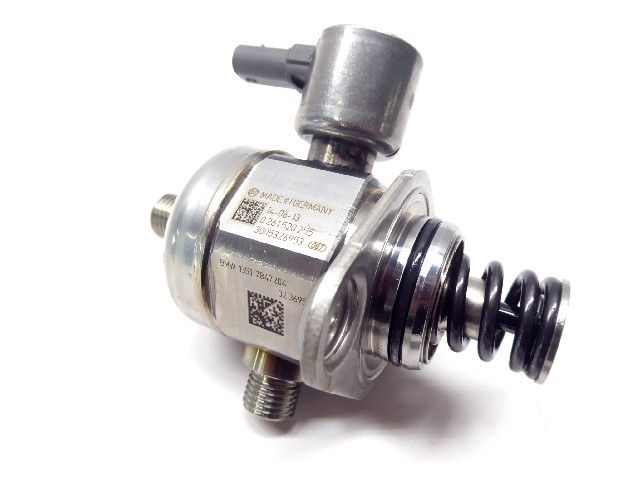 !! NEU !! BMW Hochdruckpumpe 7847204 S55 F80 F80LCI F82 F82LCI F83 ...