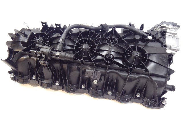 !! neu !! BMW Sauganlage mit Ladeluftkühler Ansaugbrücke 8647977 B58 ...