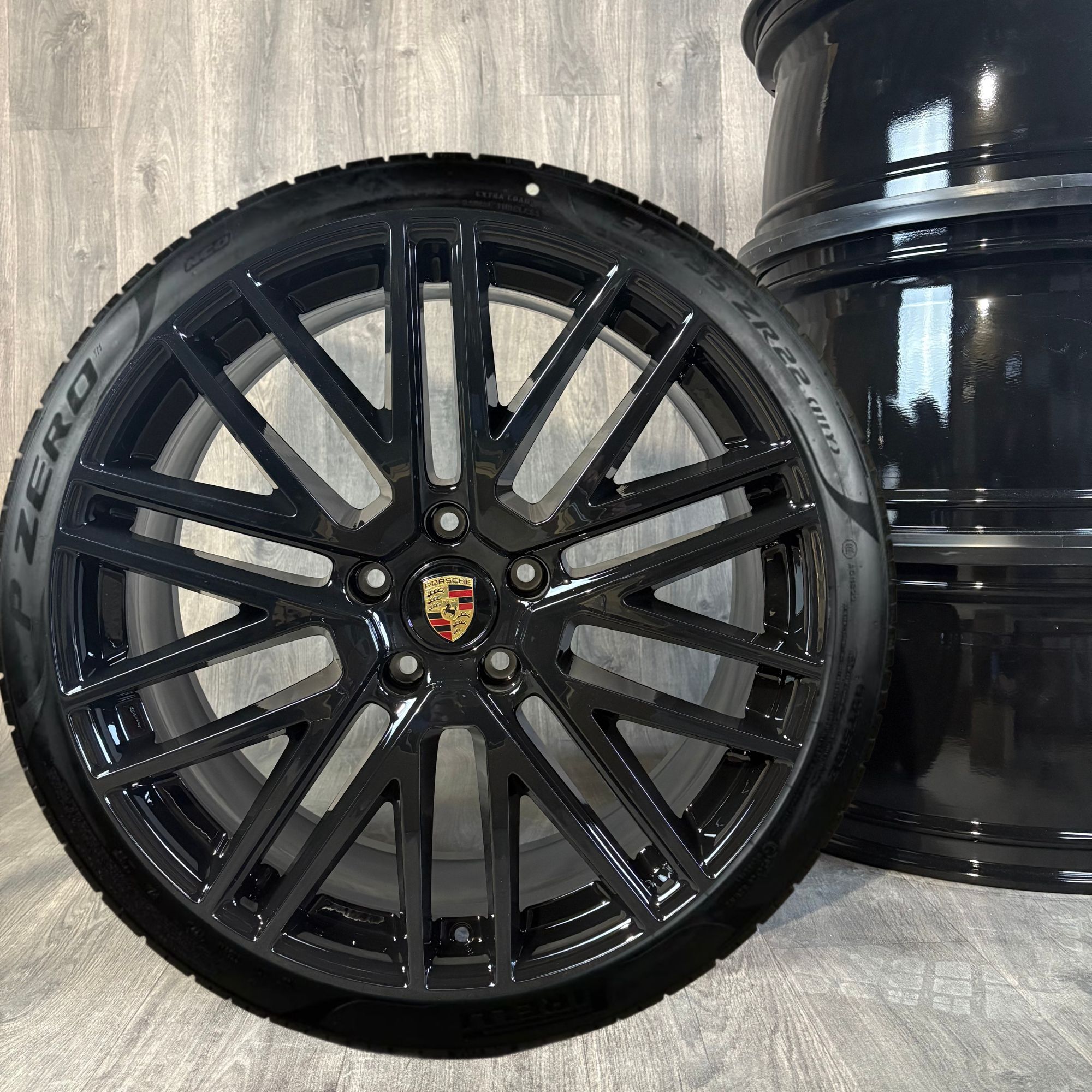 Original Porsche Cayenne 9YA II Felgen 22 Zoll Sommerräder schwarz ...