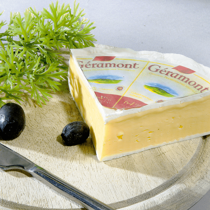 Géramont cheese corner food replica | DecoWoerner