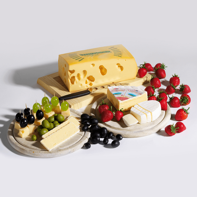 Camembert cheese slice food replica 12 cm | DecoWoerner