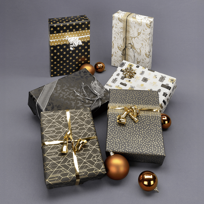 Papel de regalo ornamento dorado negro 50 cm, 50 m | DecoWoerner